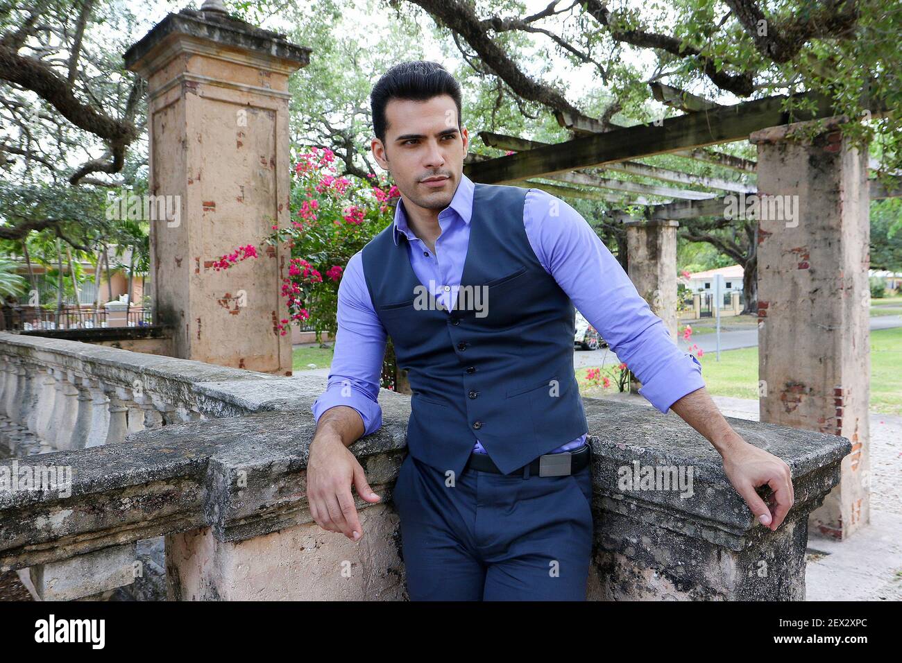 MIAMI-FLORIDA, APRIL, 8: Latin actor Geovanni Gopradi (Paul Blart Mall ...