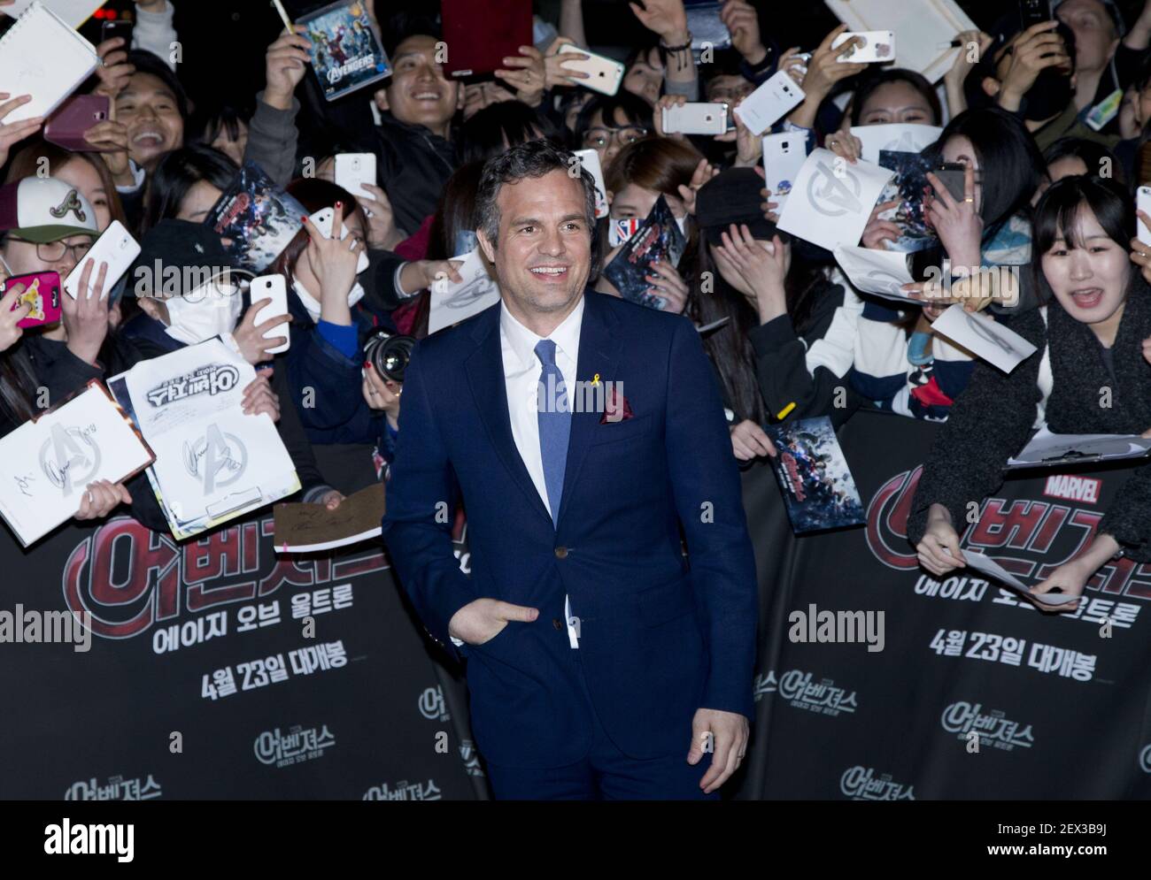 Mark Ruffalo attends the movie premiere of "Avengers: Age of Ultron" at ...