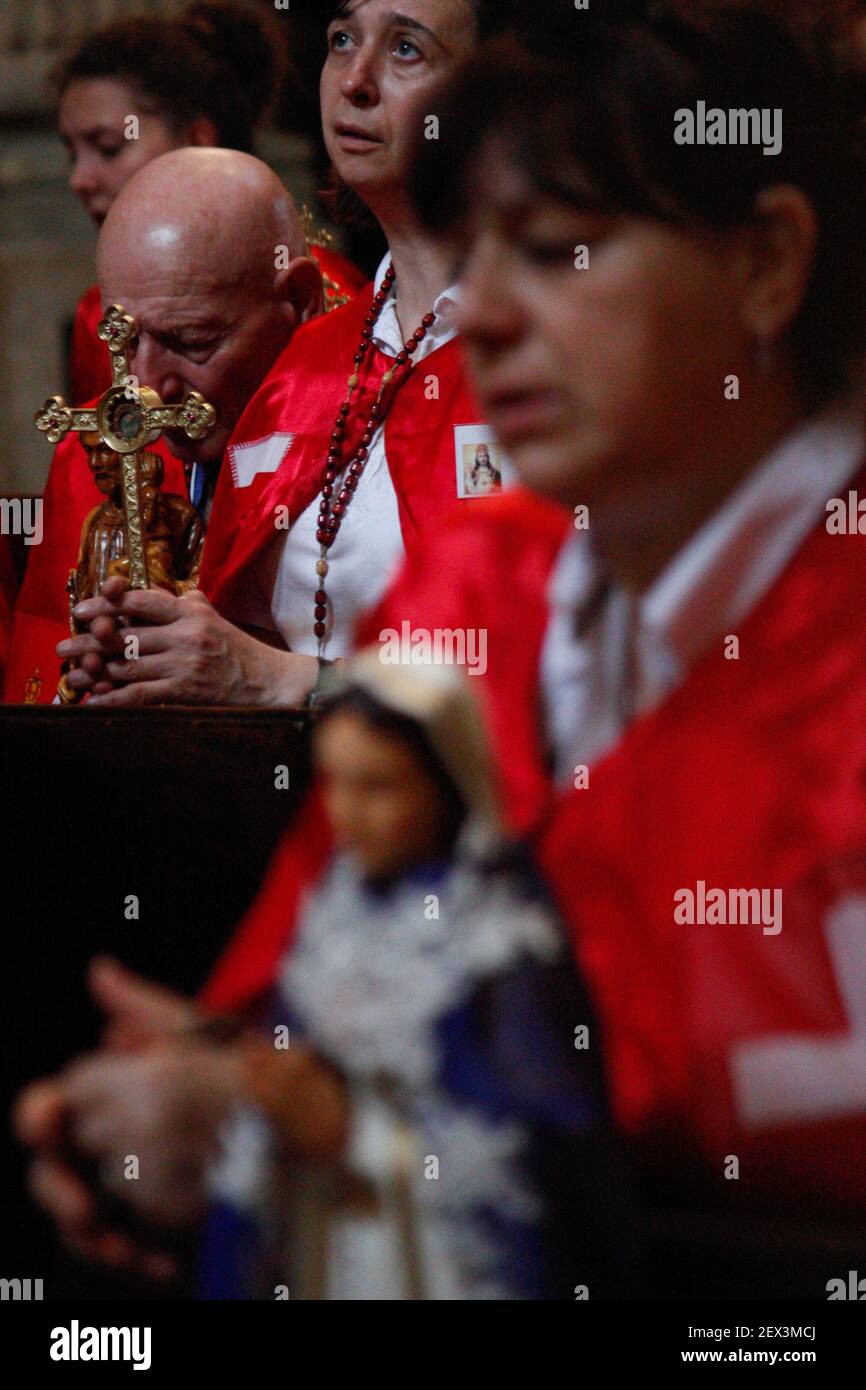 Around hundred faithful Poles, Cavalry of Jesus Christ the King, visit ...