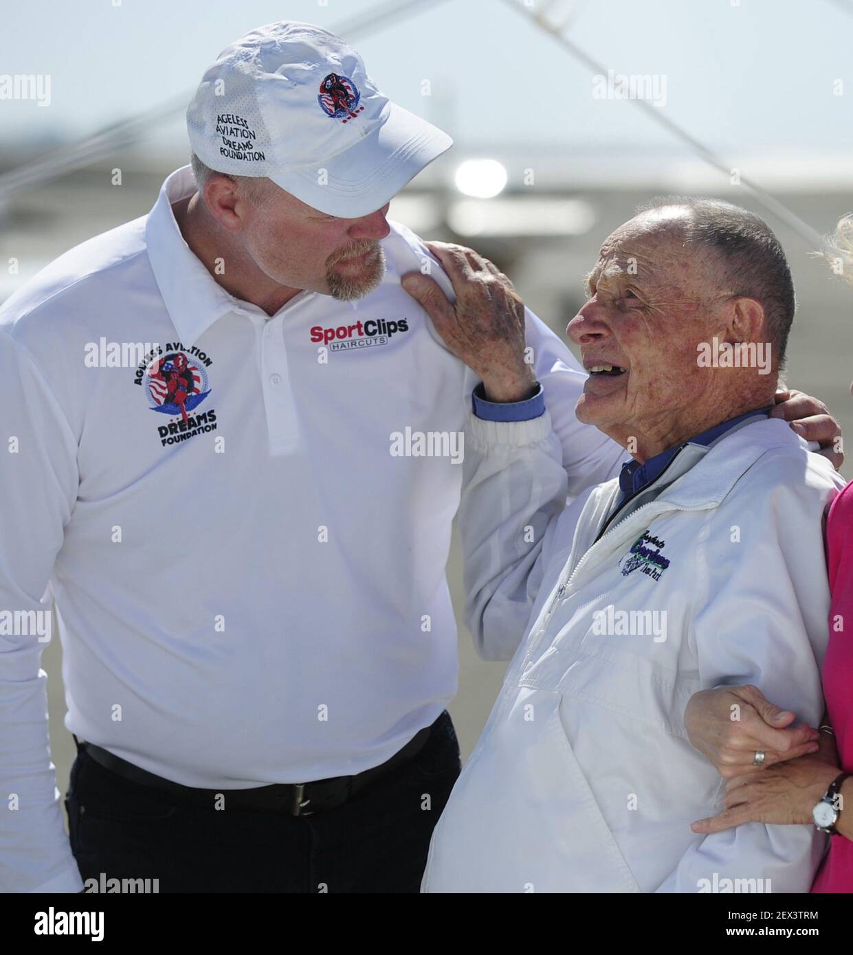 World War II pilot Charles Walker, 94, shares an emotional moment with ...