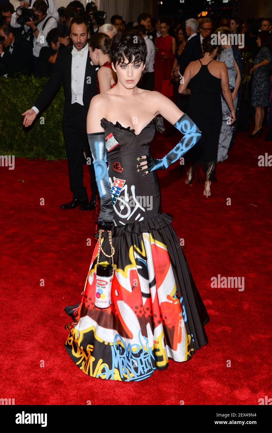 Singer Katy Perry arrives at the 2015 Costume Institute Gala Benefit ...