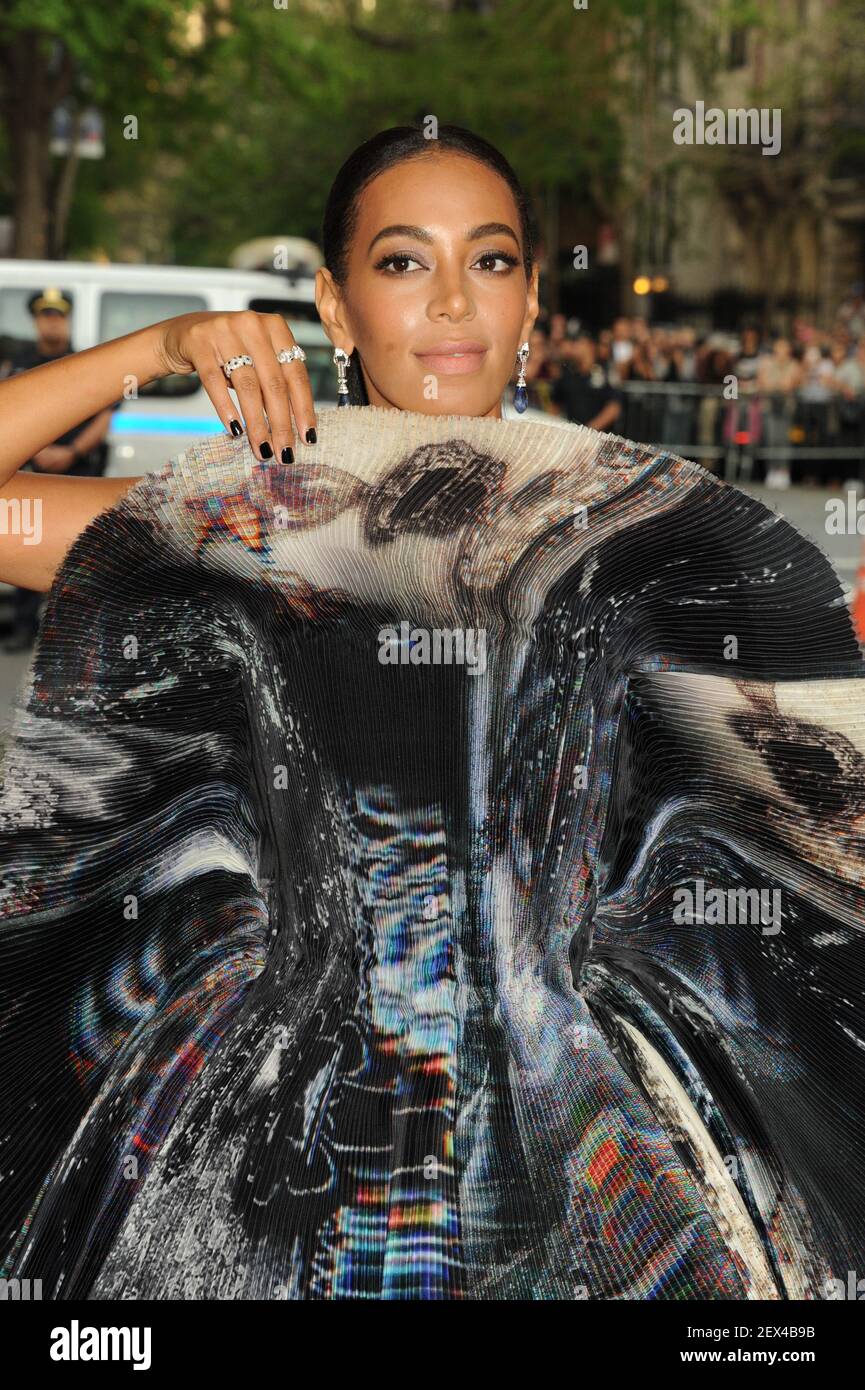 Solange Knowles arrives to the Costume Institute Benefit celebrating ...