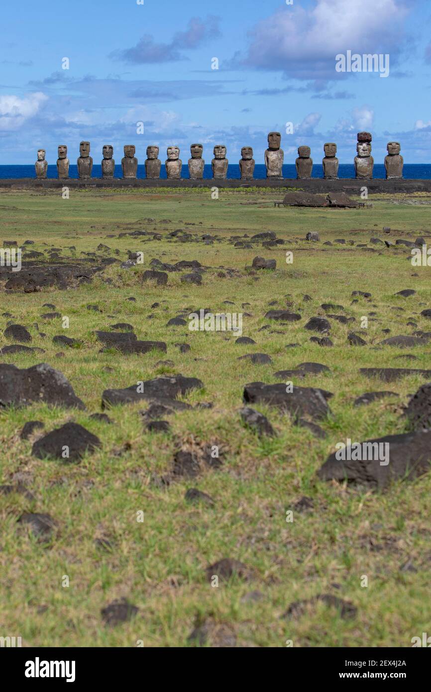 Ahu Tongariki, 15 Moai upright. Rapa Nui, Easter Island, Chile Stock ...