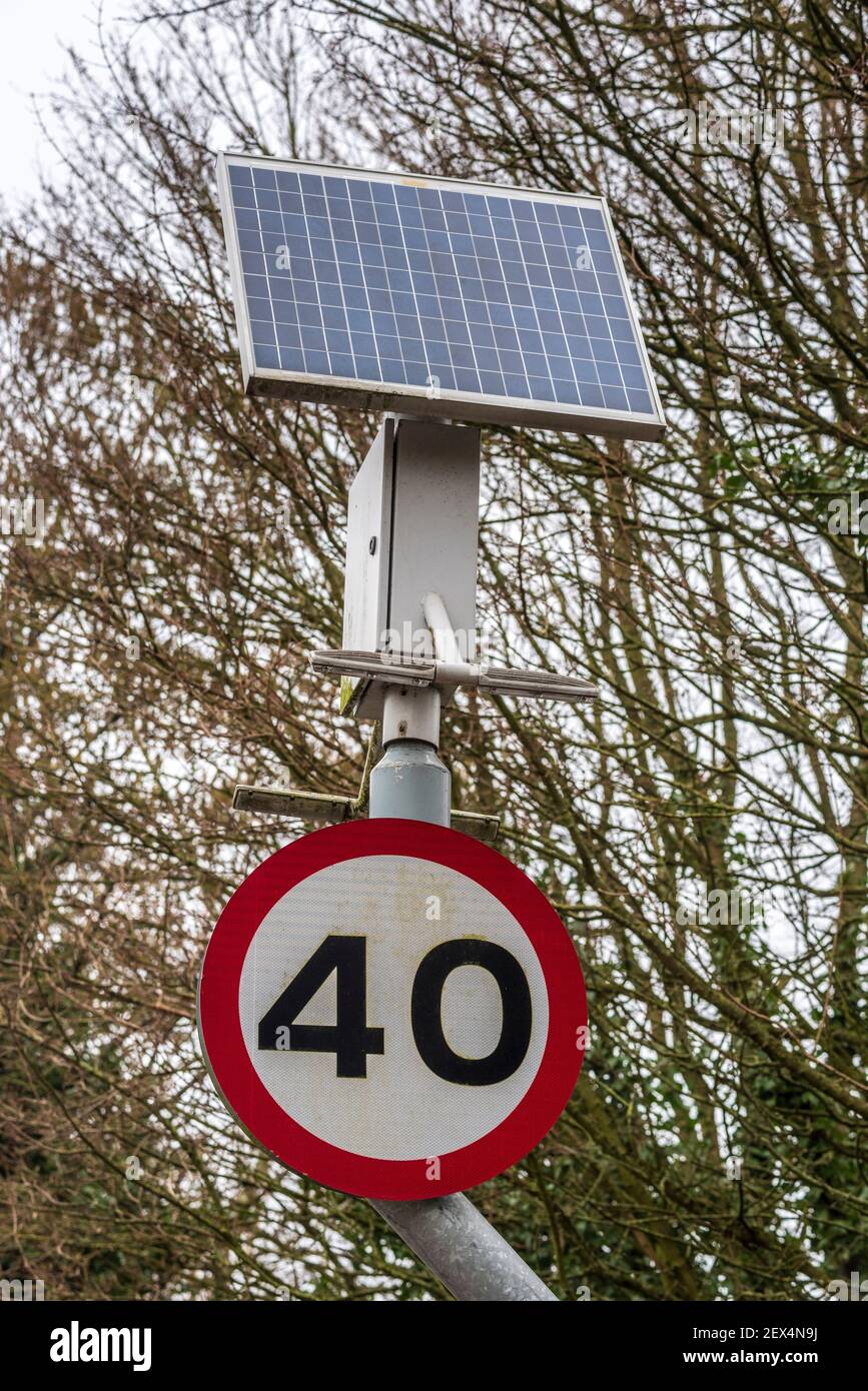 Solar powered speed sign hi-res stock photography and images - Alamy