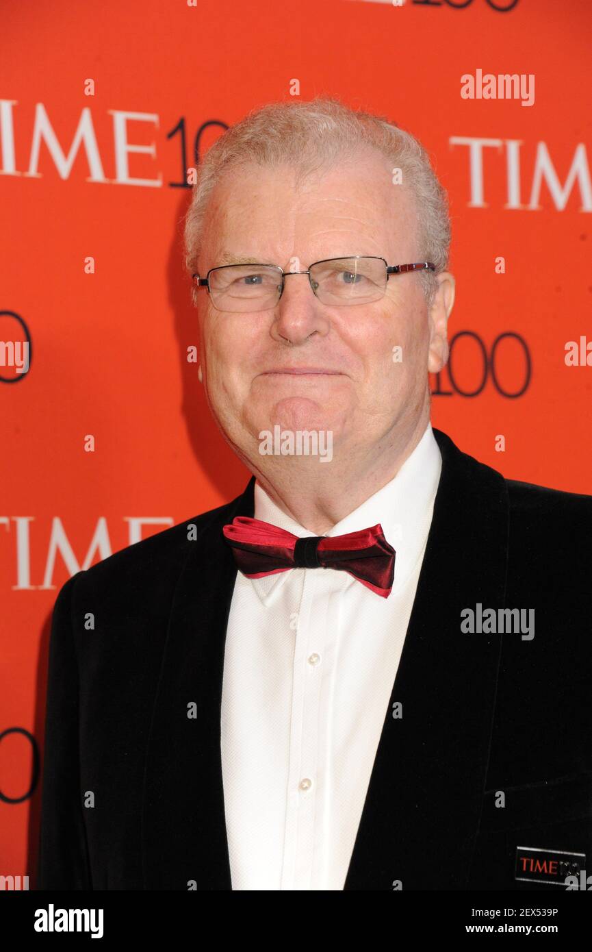 Sir Howard Stringer arrives to the 2015 Time 100 Gala Celebrating the ...