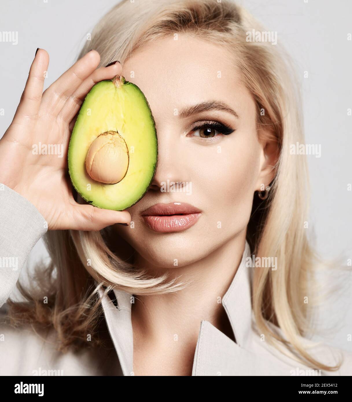 Avocado skin hi-res stock photography and images - Alamy