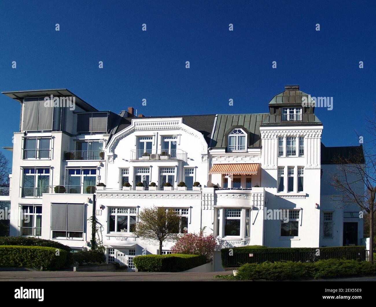 Noble House in Hamburg, Germany Stock Photo - Alamy