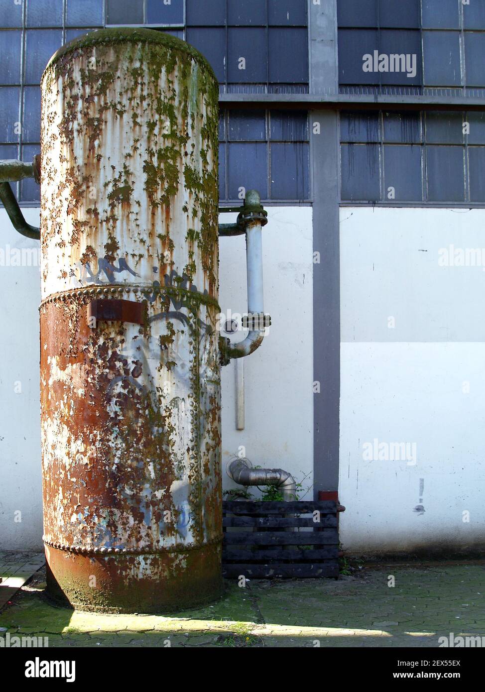Old Water Tank High Resolution Stock Photography and Images - Alamy