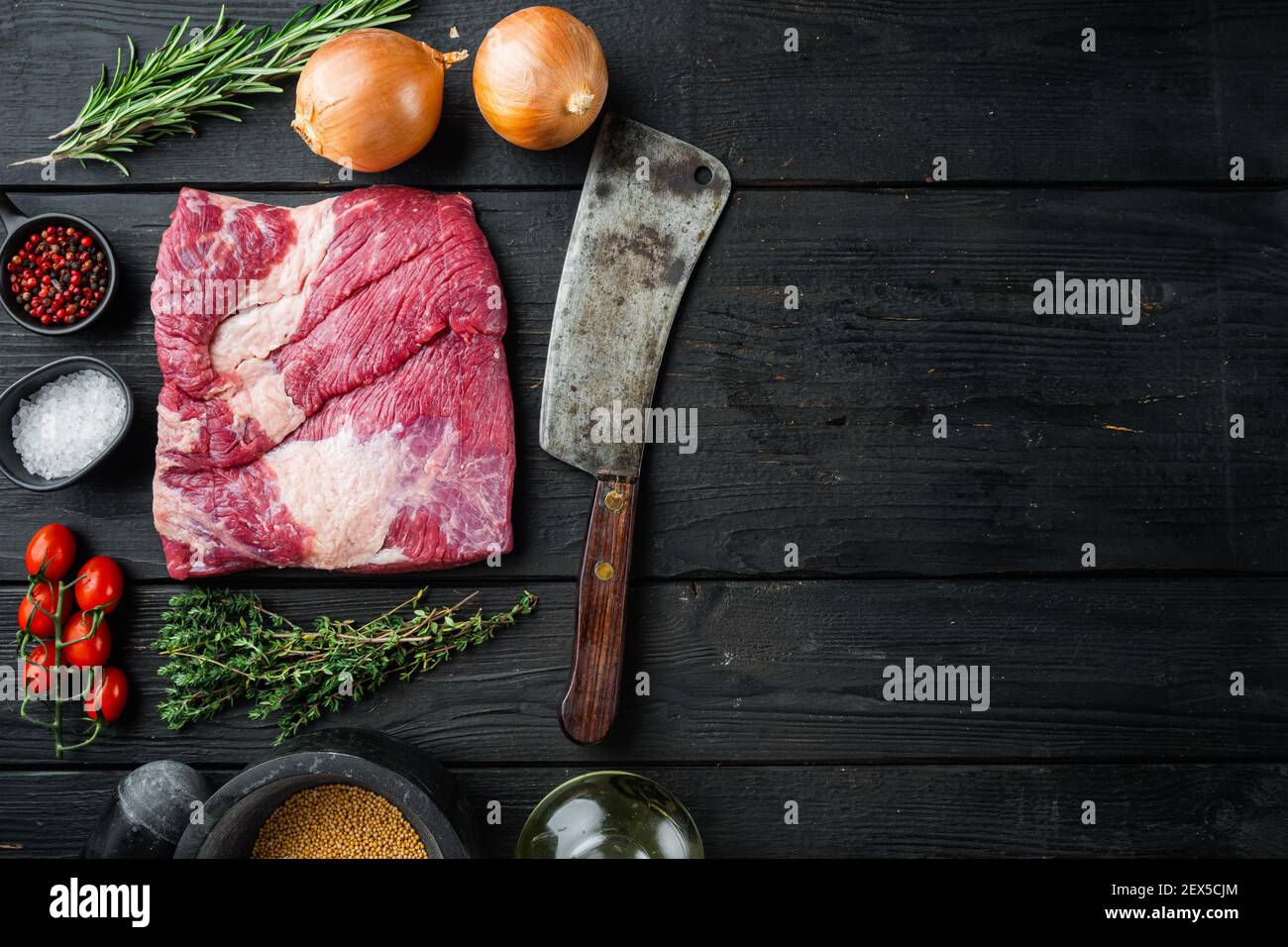 Beef navel, raw beef brisket meat set,with ingredients for smoking ...