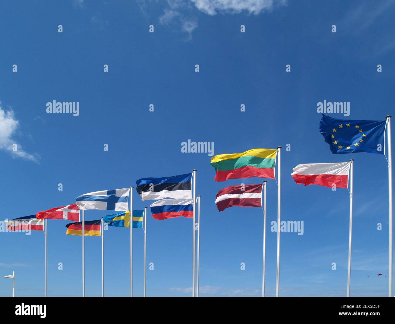 Flagged hi-res stock photography and images - Alamy
