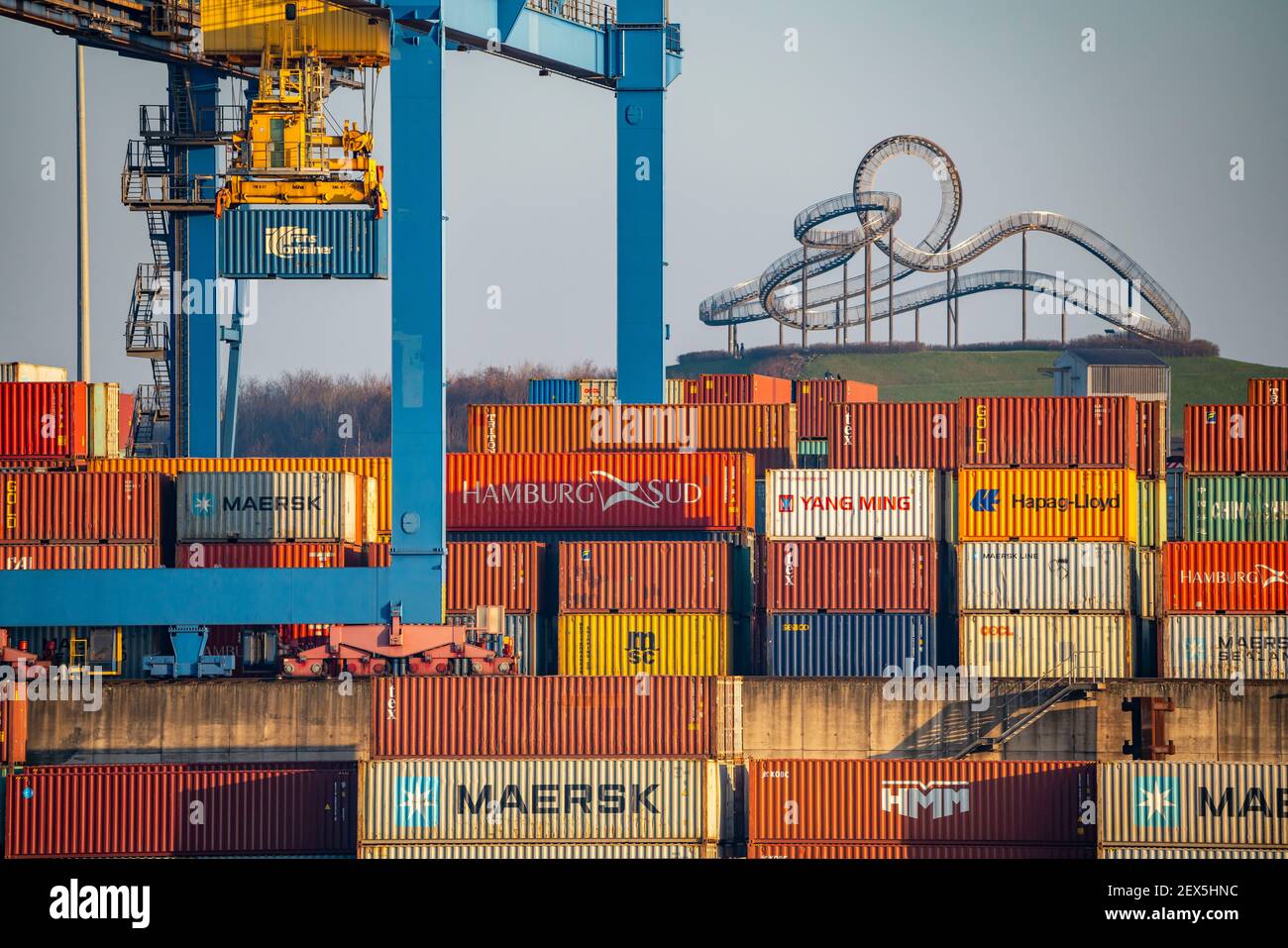 Container Terminal, Gateway West Terminal, Logport 2, cargo ship, in ...