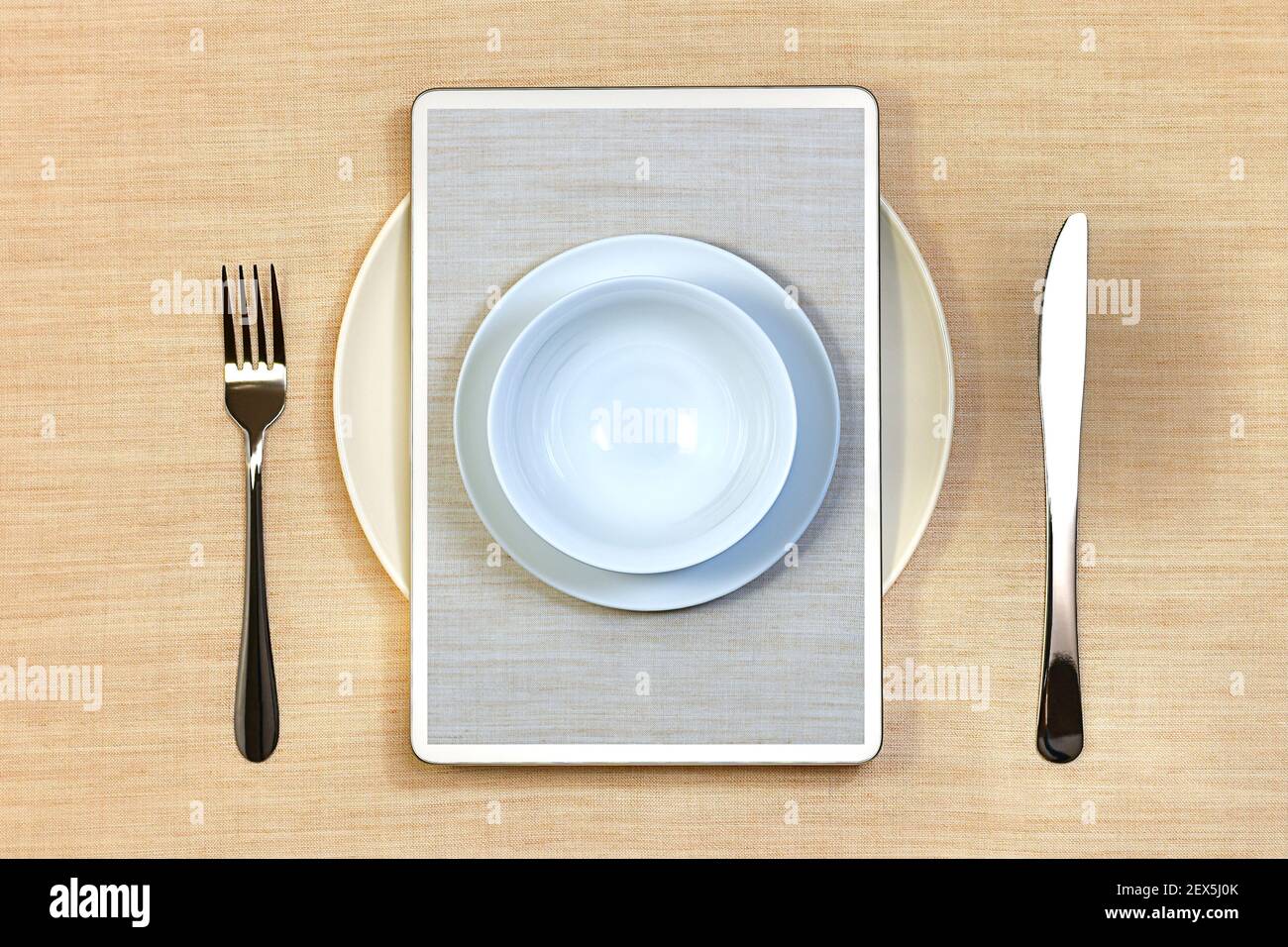 Tablet menu restaurant table order hi-res stock photography and images ...