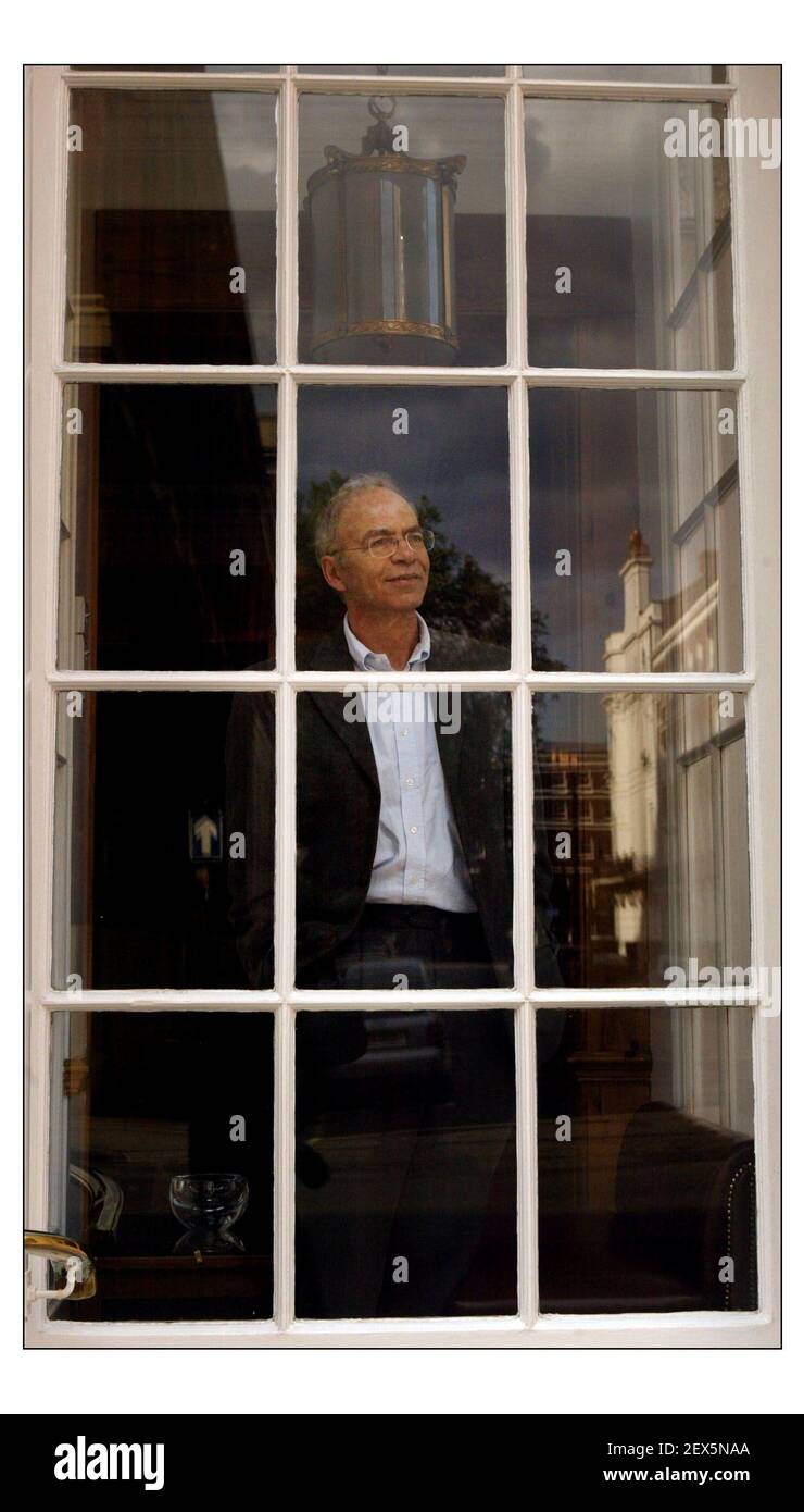 Peter singer philosopher hi-res stock photography and images - Alamy