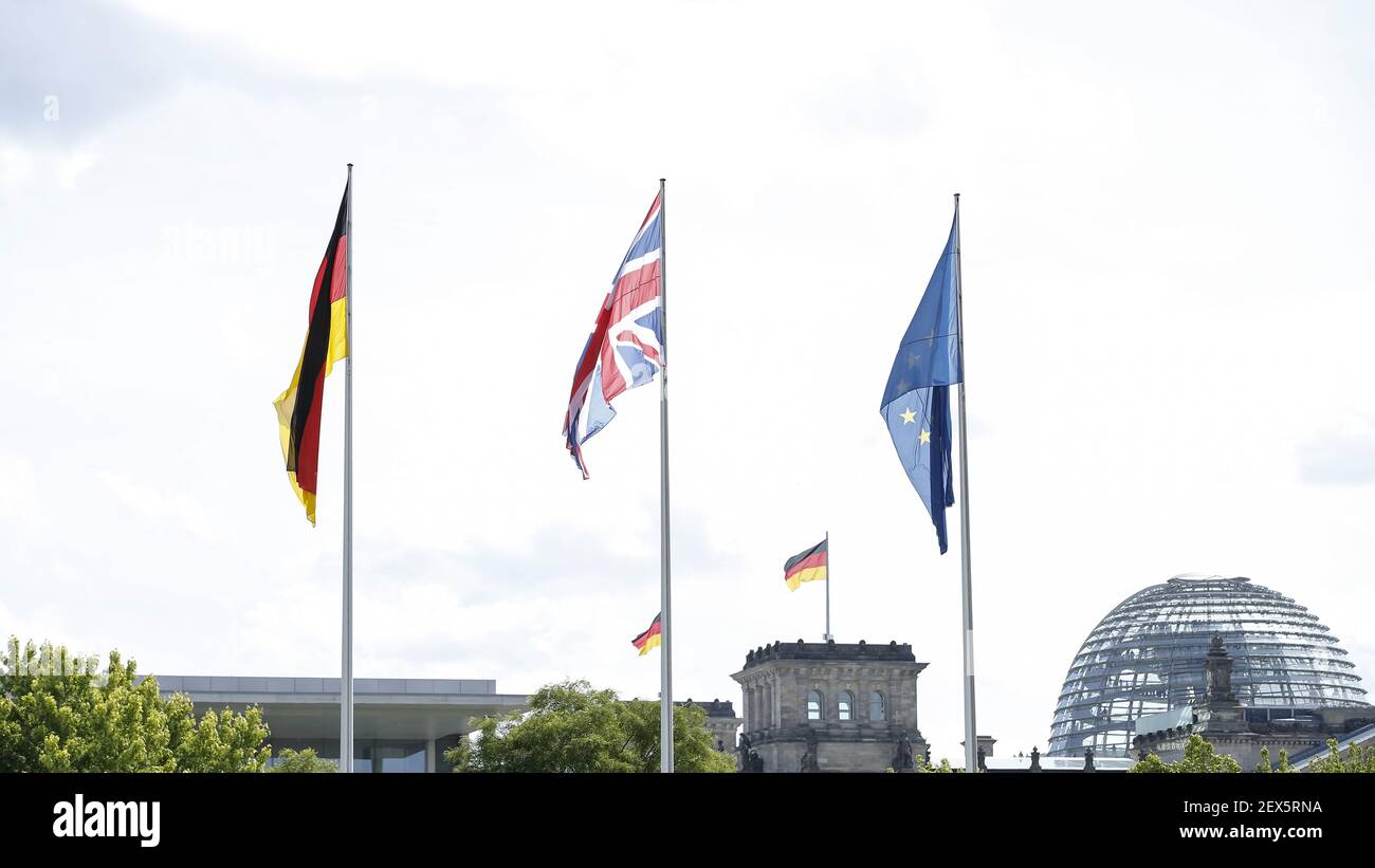 Angela Merkel, German chancellor, UK Primer Minister Cameron with ...