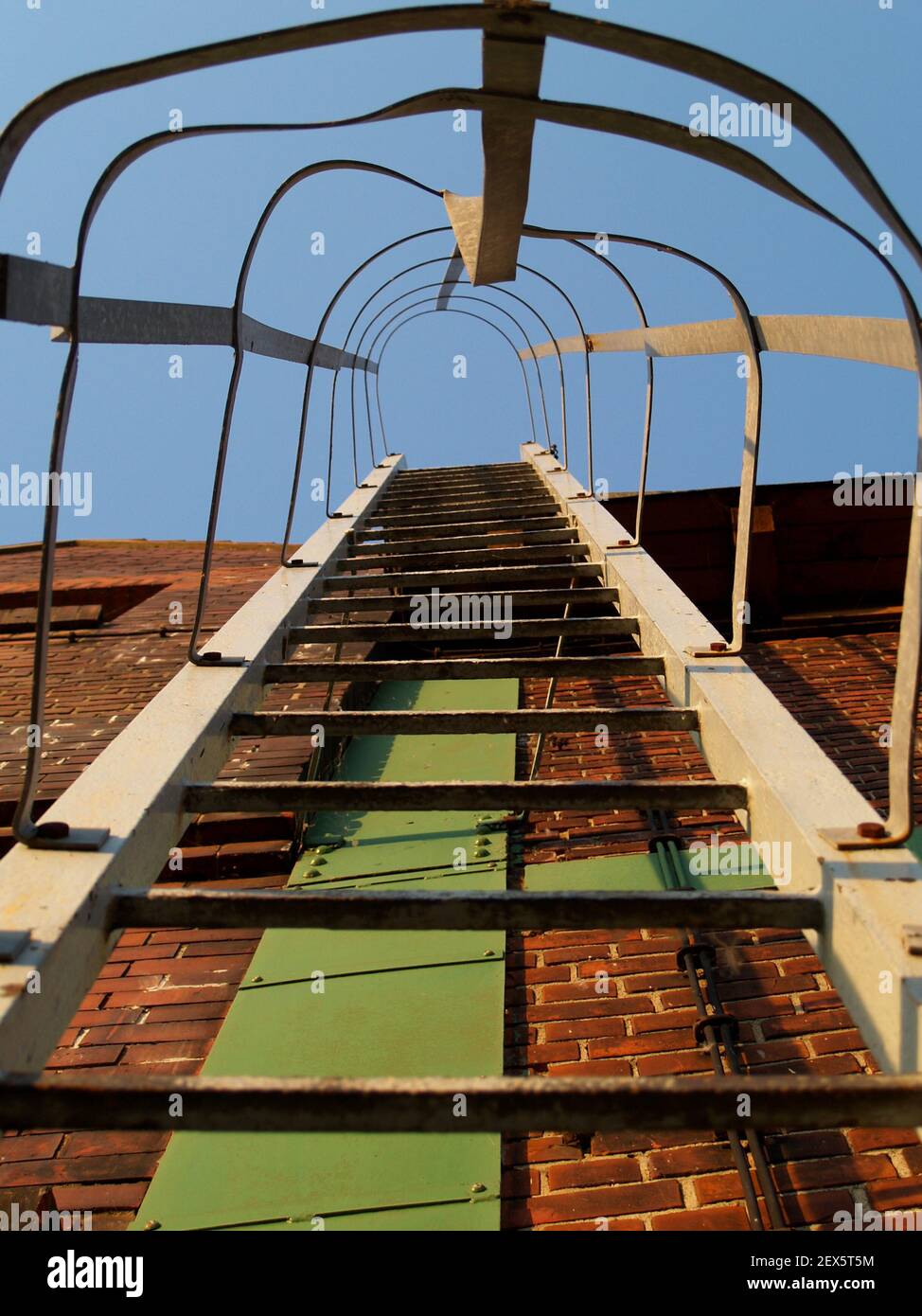 Steep vertical climb hi-res stock photography and images - Alamy