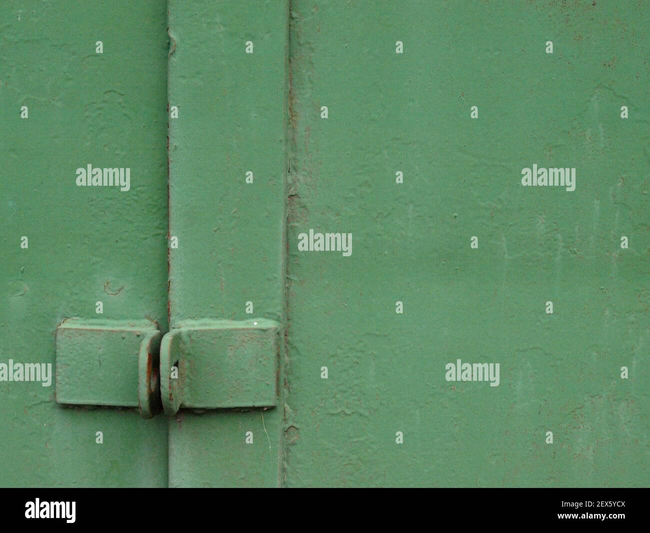 Closure of bar hi-res stock photography and images - Alamy