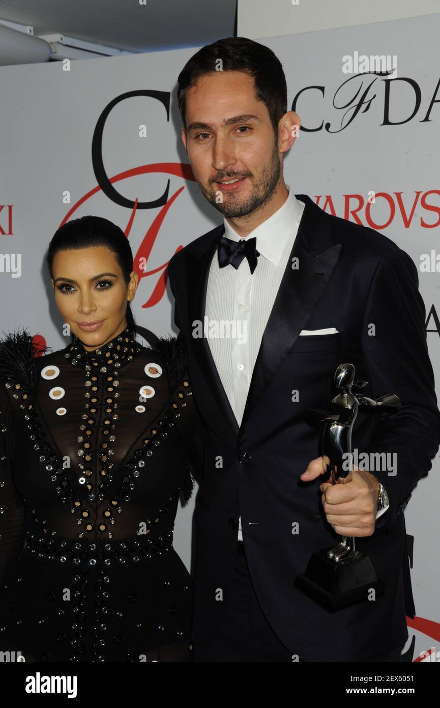 Kim Kardashian Kevin Systrom Backstage During The 2015 Cfda Awards