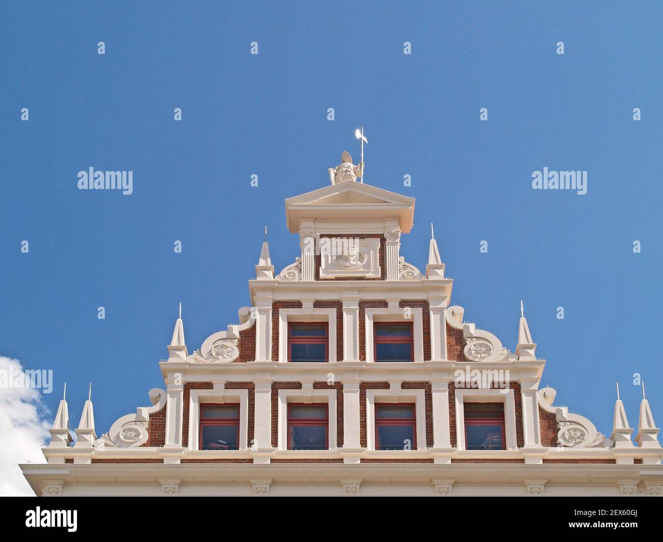 Gable facade windows old hi-res stock photography and images - Alamy