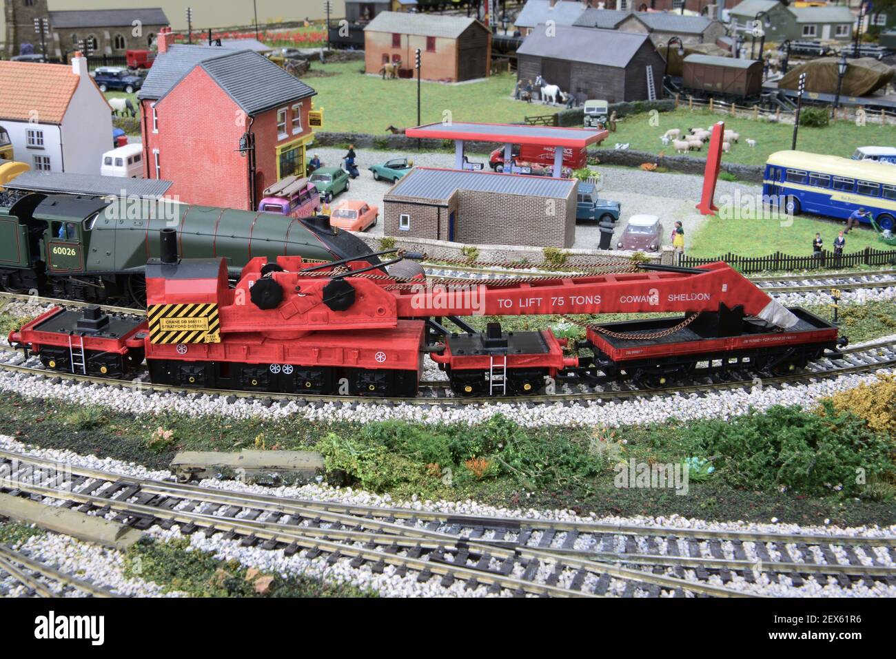 A model of a 75 ton heavy lifting crane on a model railway Stock Photo ...