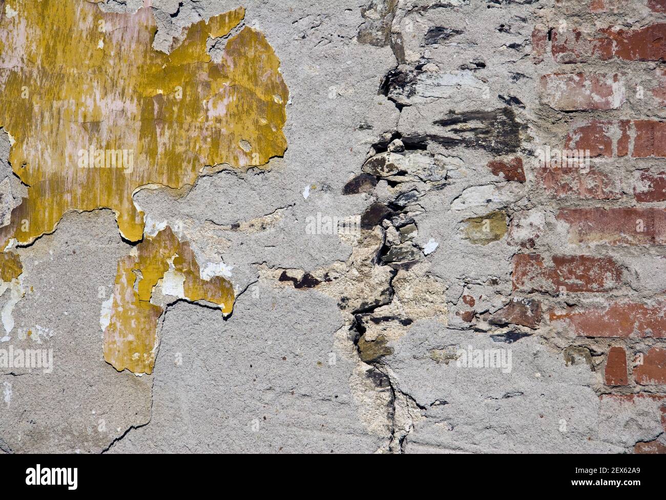 Scruffy wall hi-res stock photography and images - Alamy