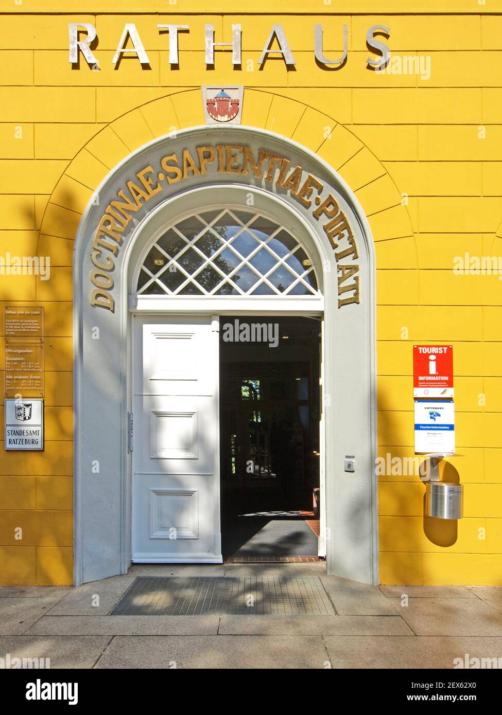 Ratzeburg Town Hall High Resolution Stock Photography and Images - Alamy