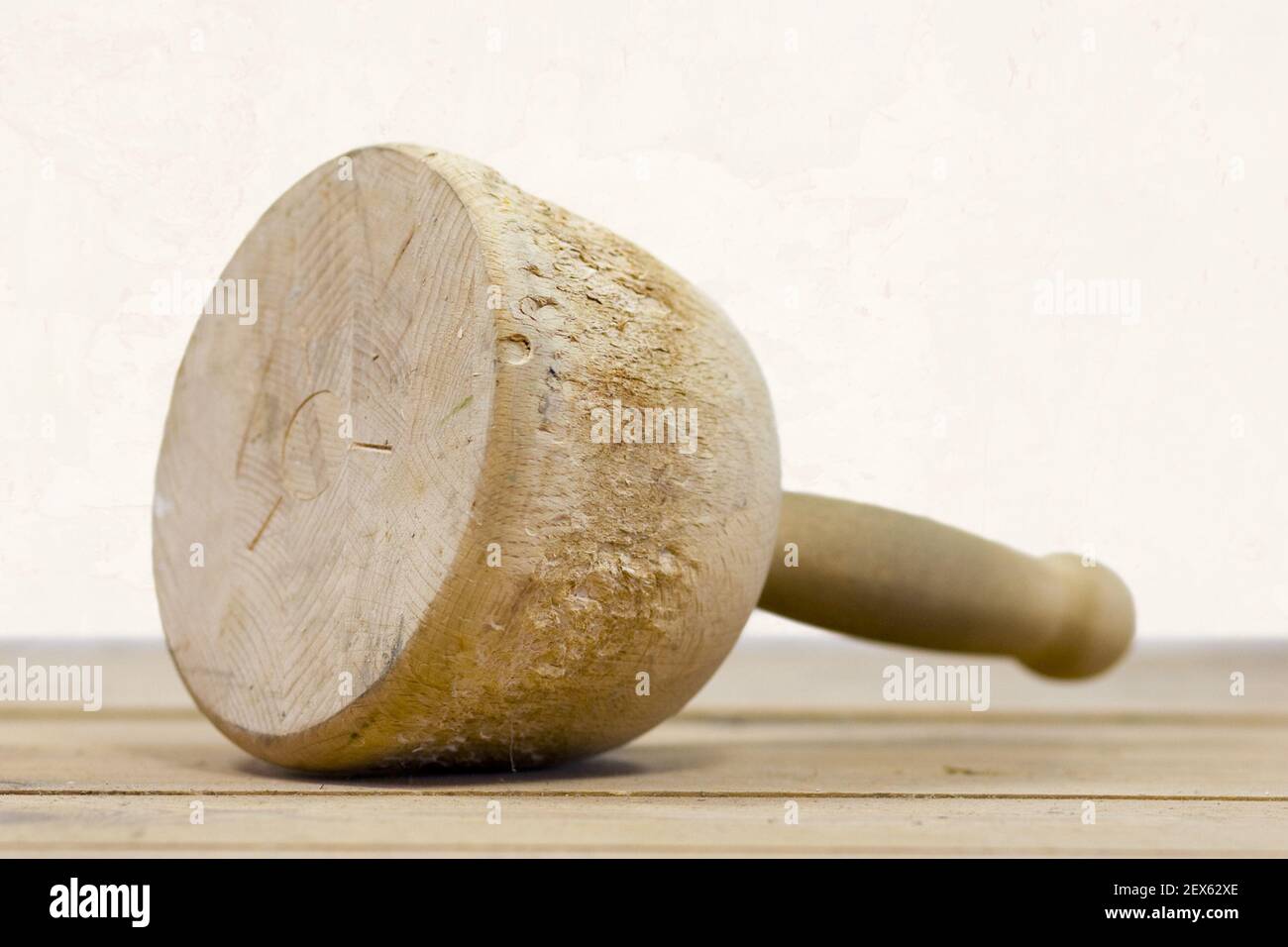 Chiseler hi-res stock photography and images - Alamy