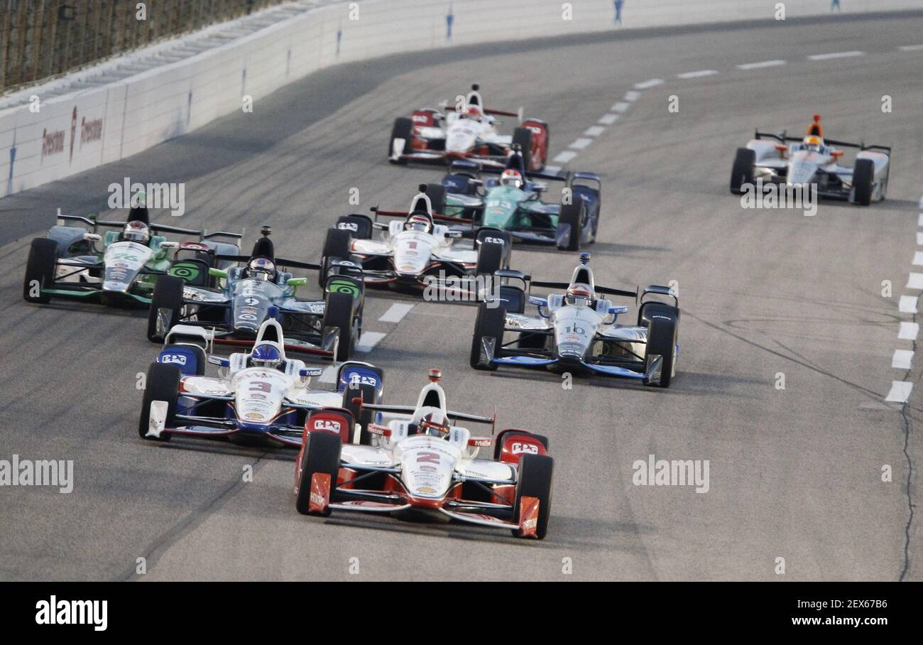Tight pack racing was the rule early in the Verizon IndyCar Series ...