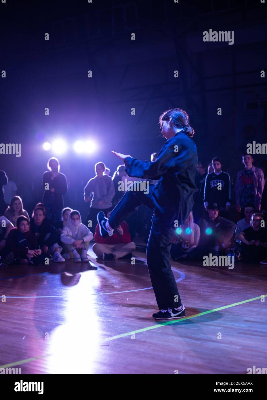 Rap battles hi-res stock photography and images - Alamy