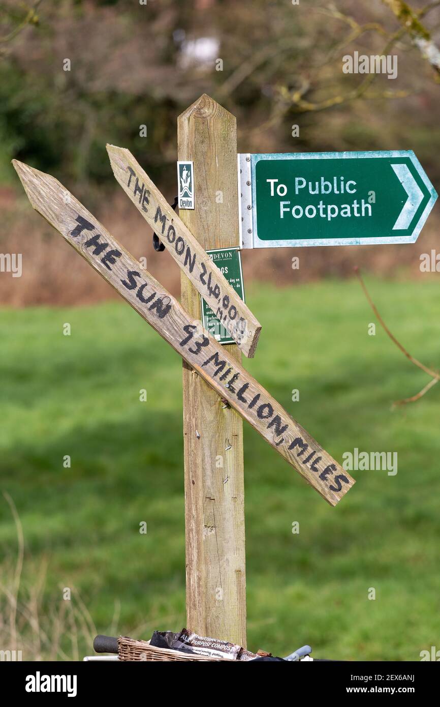 Only in Devon…A sign for the moon and sun spotted in a devon village ...