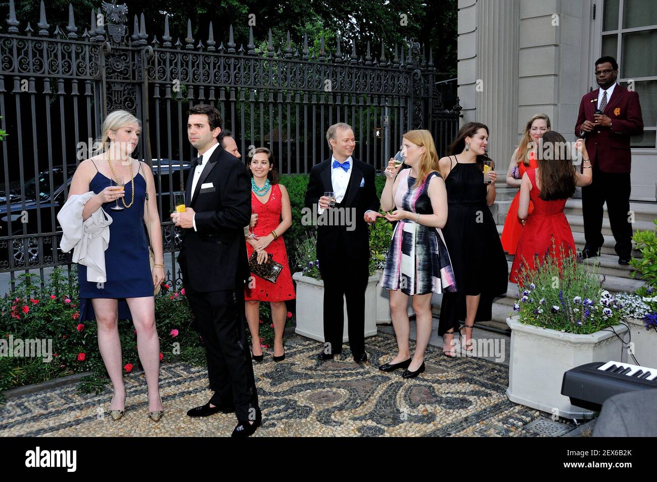 The Frick Collection Flaming June Spring Garden Party at The Frick ...