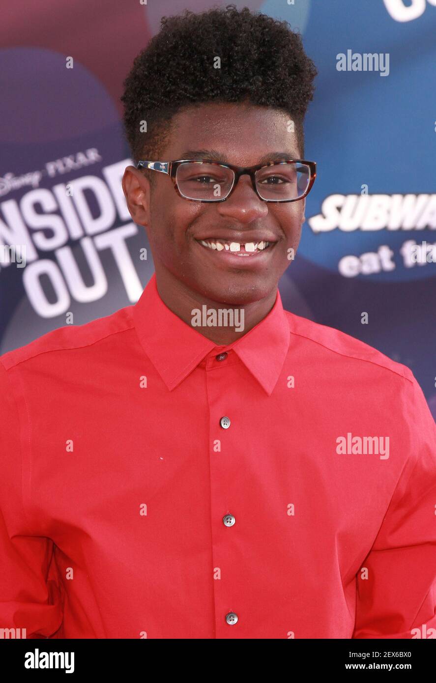 Kamil Mcfadden Teeth