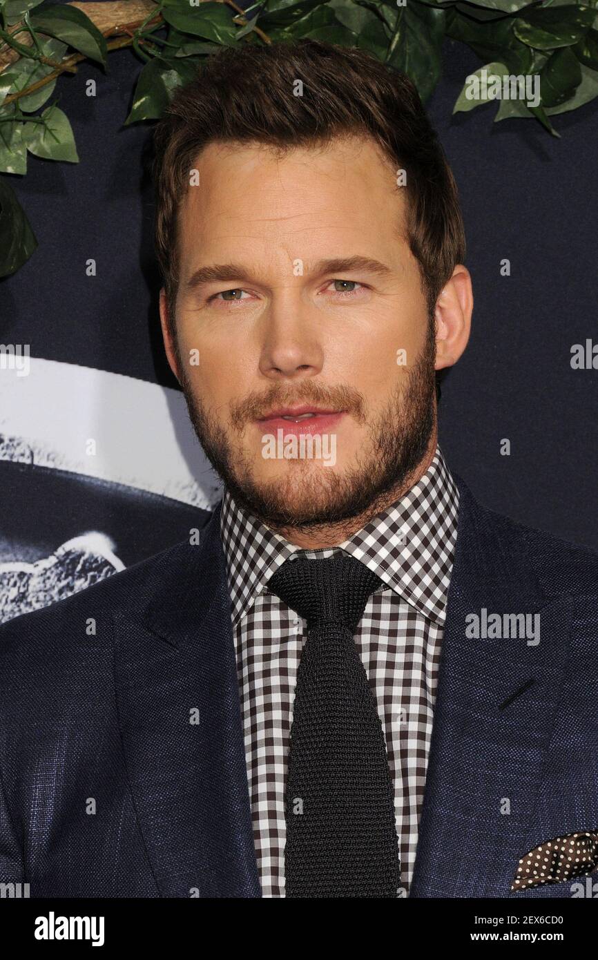 9 June 2015 - Hollywood, California - Chris Pratt. "Jurassic World" Los ...