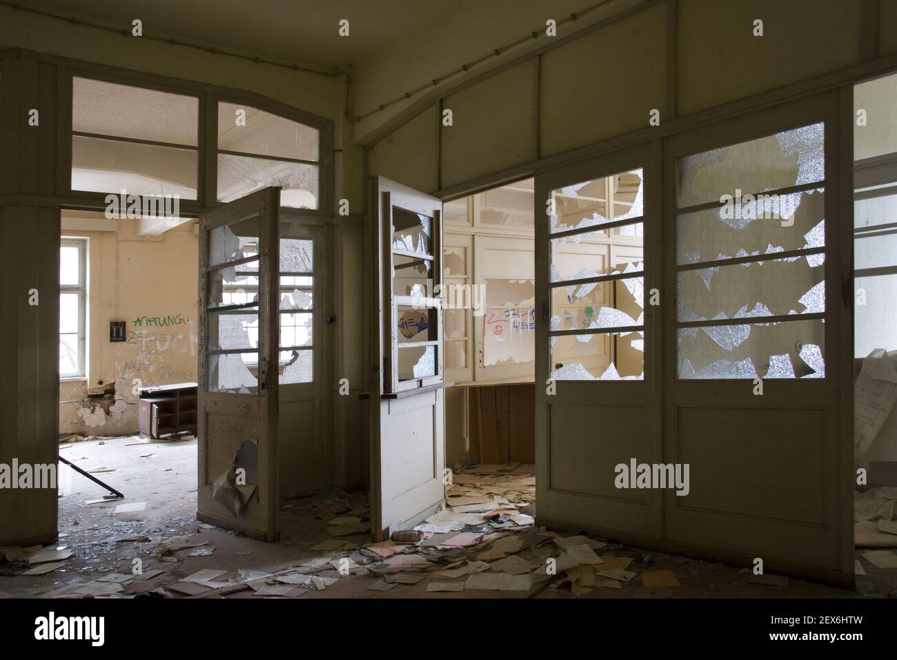 Devastated office hi-res stock photography and images - Alamy