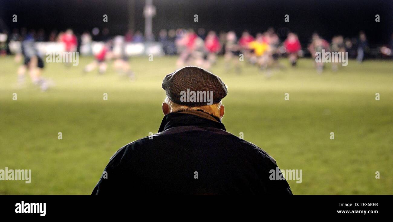 WALSH LEAGUE DIVISION 1 BEDWAS XV V TREORCHE AT BRIDGE FIELD 19/2/2003 ...