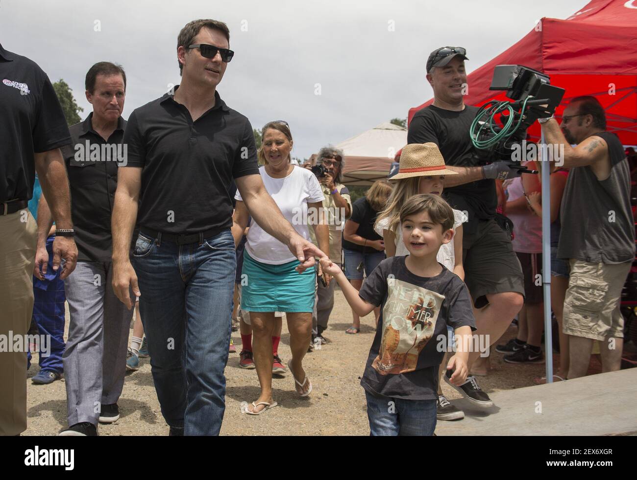 Leo gordon where hi-res stock photography and images - Alamy