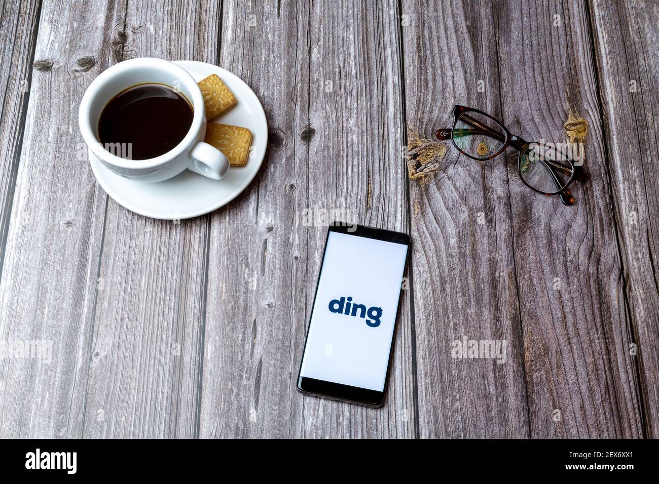 Ding app hi-res stock photography and images - Alamy