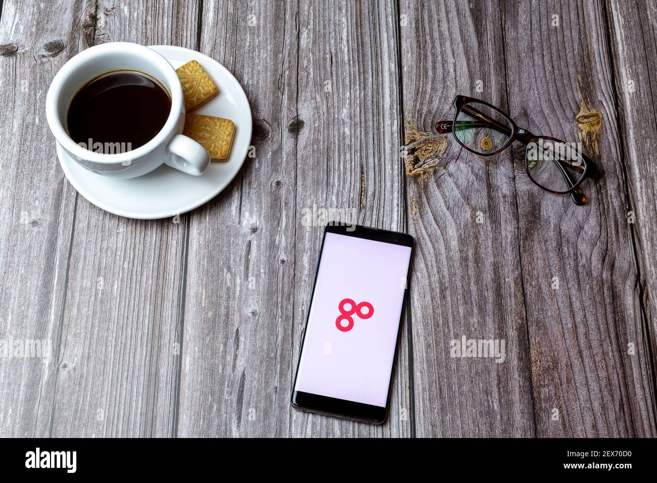 Go henry kids saving hi-res stock photography and images - Alamy