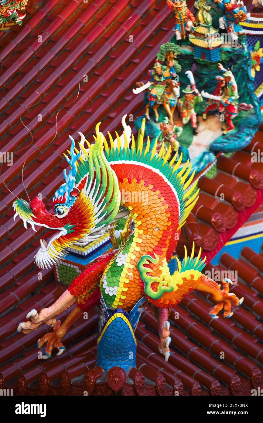 Taiwan, Kaohsiung, Lotus pond, Roof of the Ciji Temple Stock Photo - Alamy