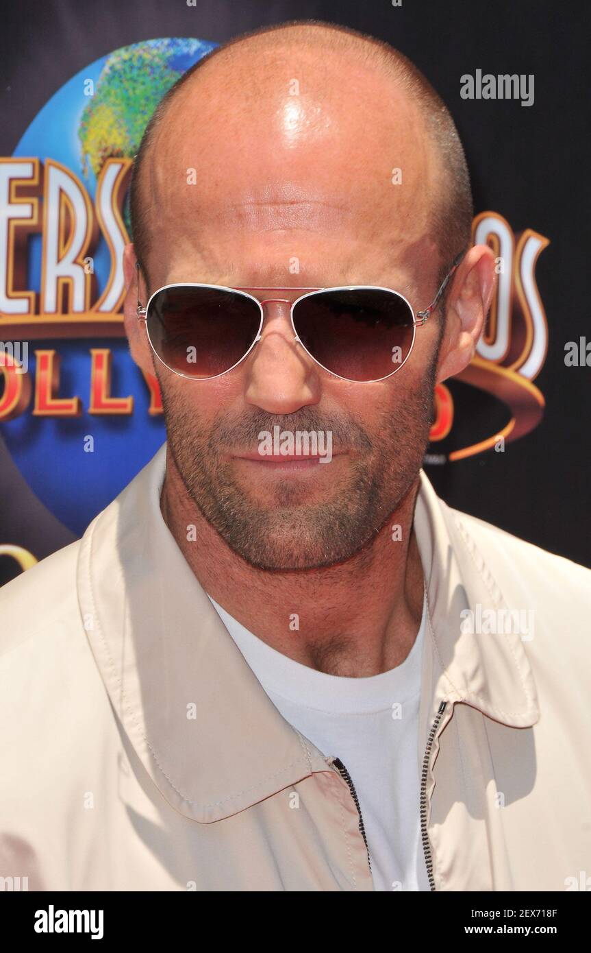 Jason Statham arrives at the "Fast & Furious - Supercharged" Thrill ...