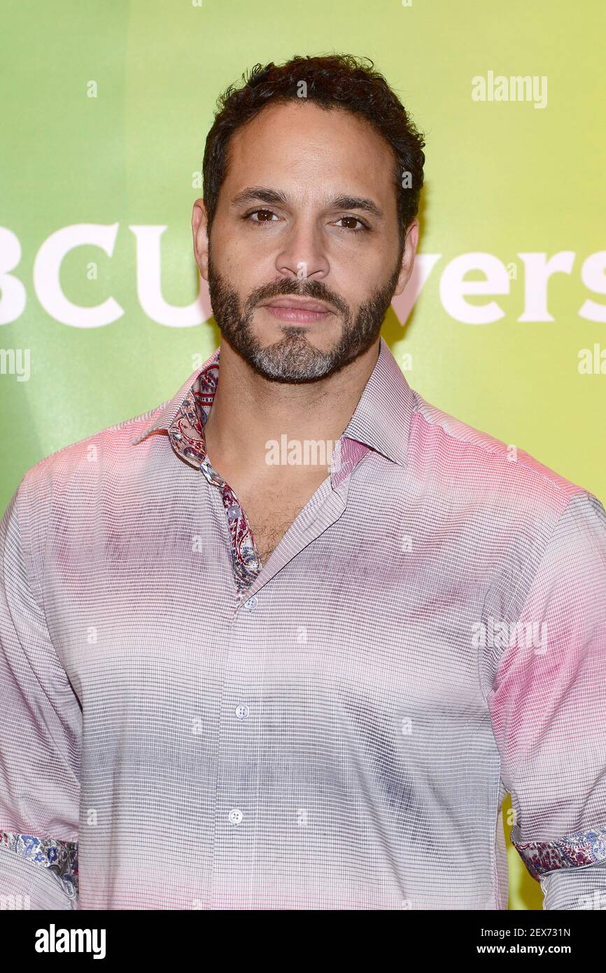 How Tall Is Daniel Sunjata