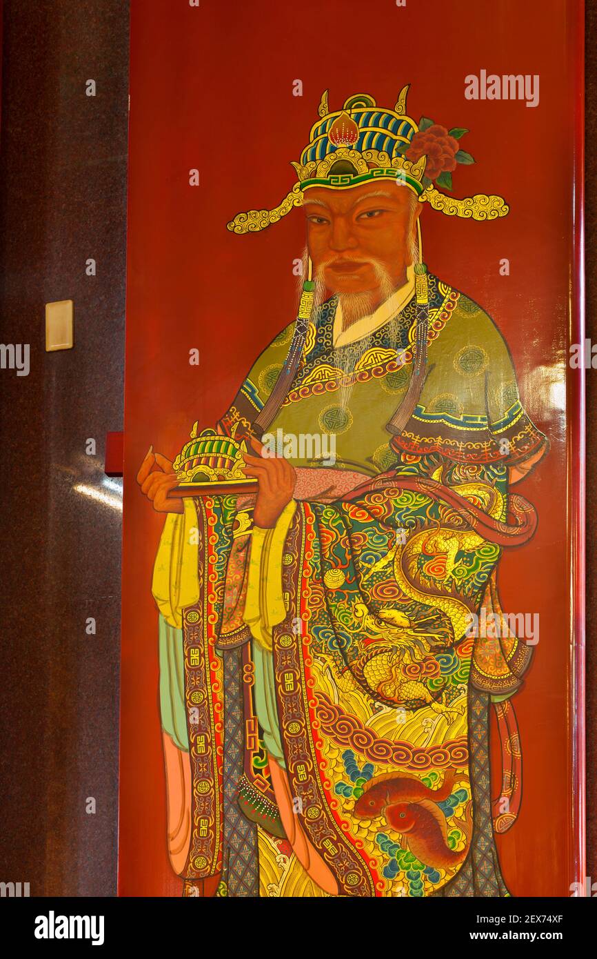 Taiwan, Kaohsiung, Lotus pond, Temple of Enlightenment - Chi Ming Tang ...