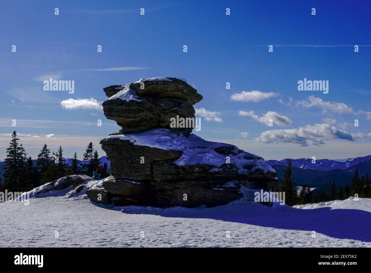 Rock climbing and winter sports hi-res stock photography and images - Alamy