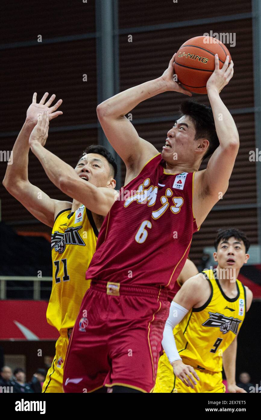 Zhuji, China's Zhejiang Province. 4th Mar, 2021. Cheng Shuaipeng (front ...
