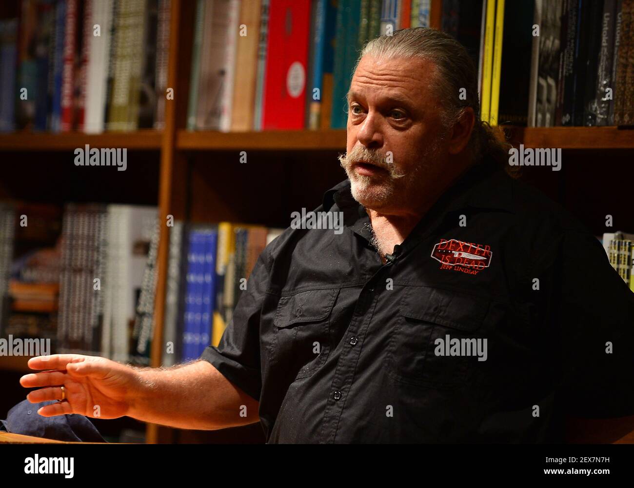 Author Jeff Lindsay greets fans and signs copies of his new "Dexter ...