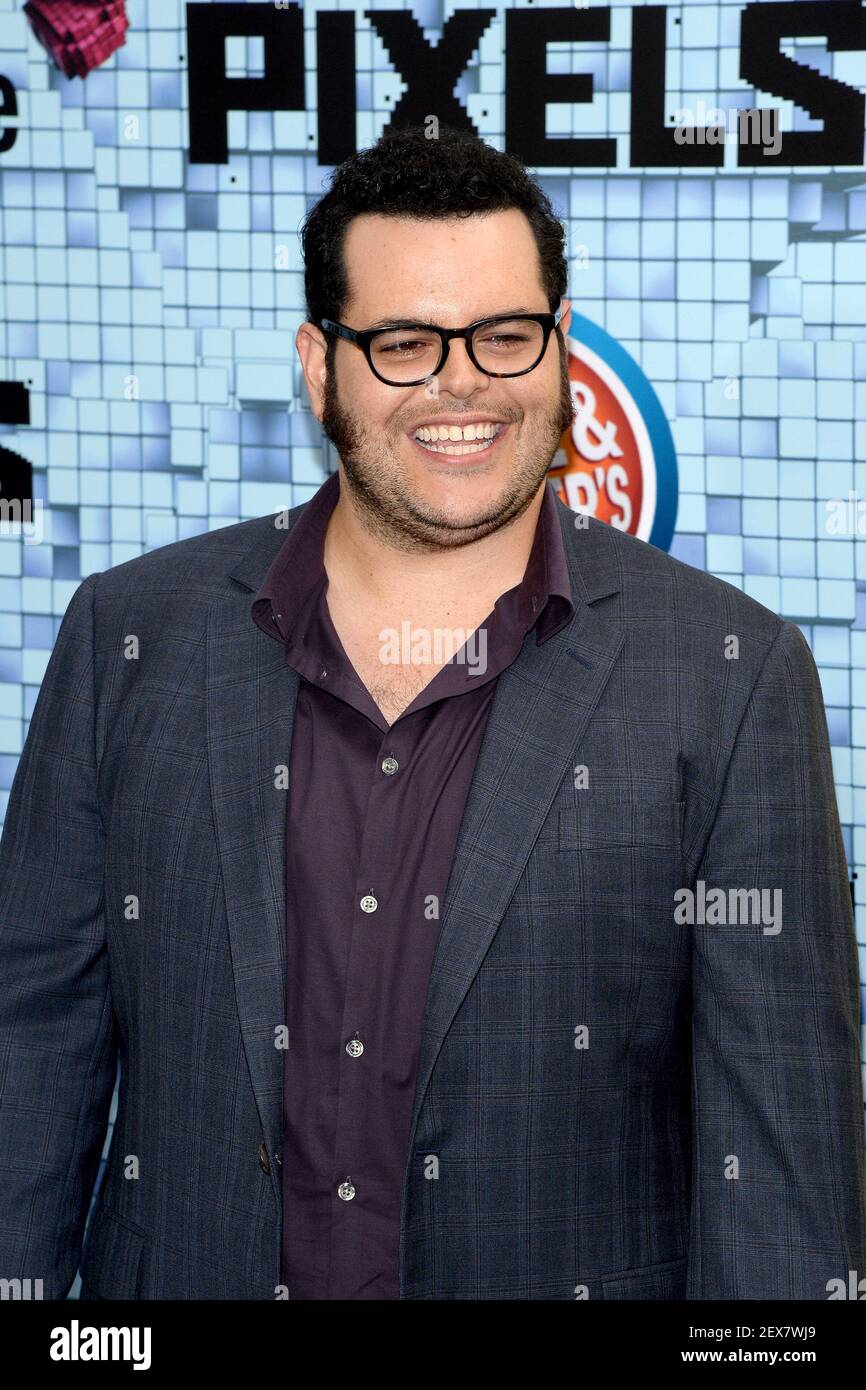 Actor Josh Gad attends the 'Pixels' New York Premiere at the Regal E ...