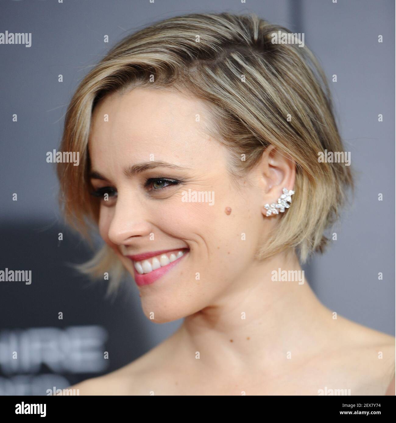 Actress Rachel McAdams attends the "SouthPaw" premiere at the AMC Loews ...