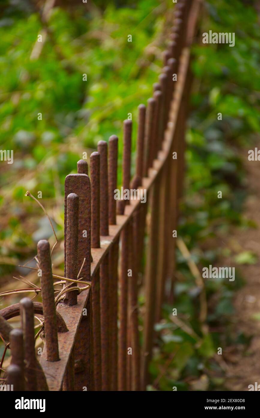 Rusty fence hi-res stock photography and images - Alamy