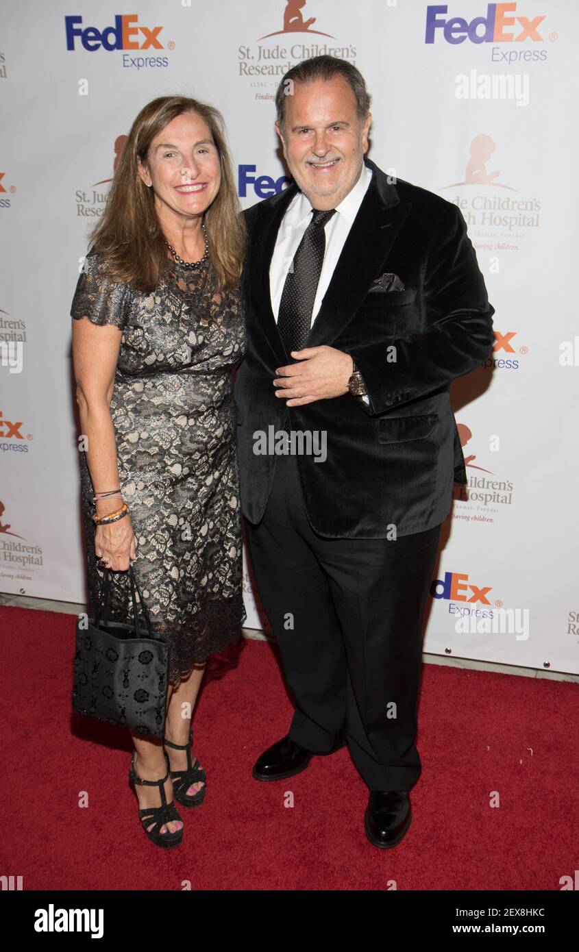 MIAMI, FLORIDA - MAY 16: Millie and Raul de Molina are seen during the ...
