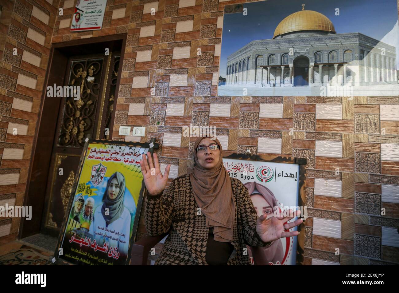 Sabreen hi-res stock photography and images - Alamy