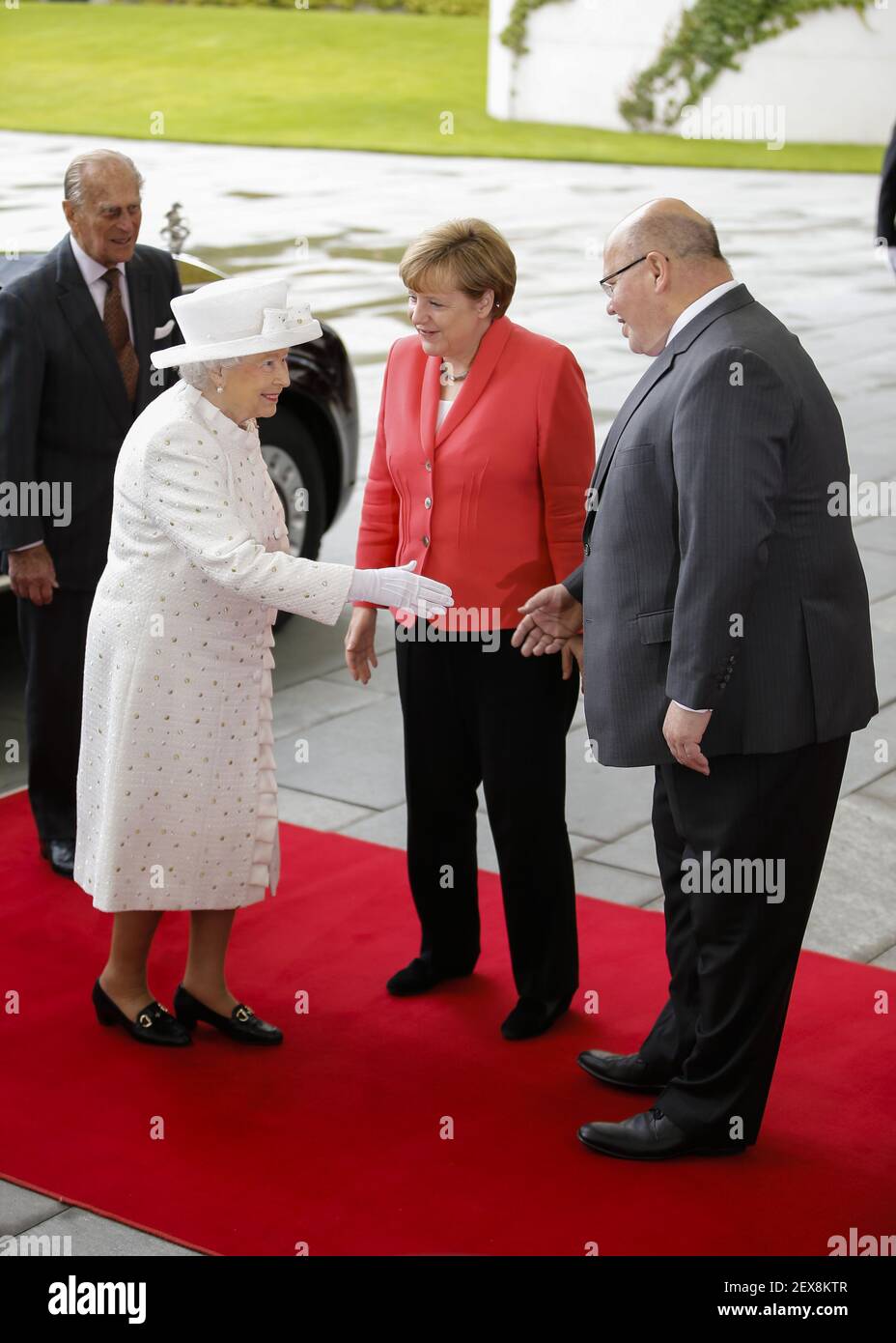 Queen Elizabeth II and Prince Philip is welcomed by German Chancellor ...